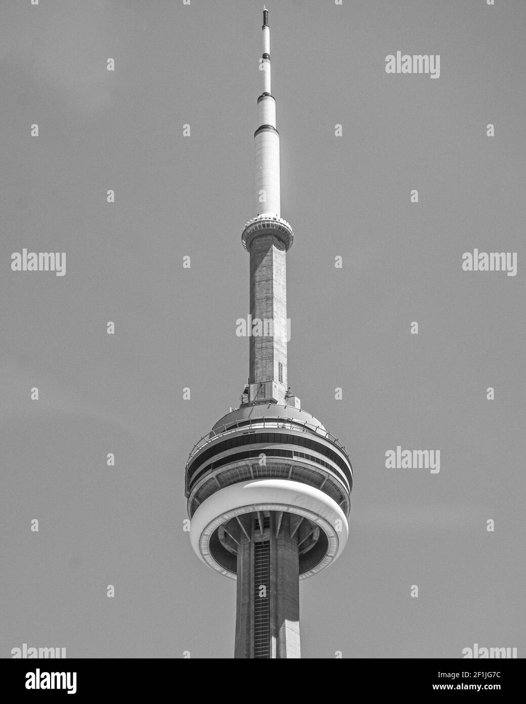 Toronto cn tower and construction hi-res stock photography and images ...