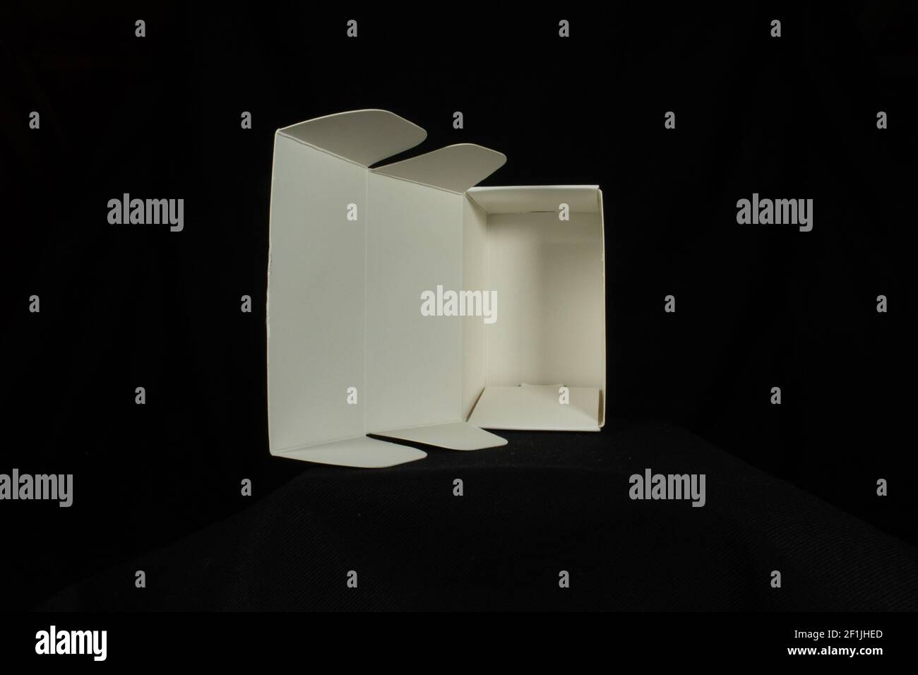 Black and white cardboard box hi-res stock photography and images - Alamy