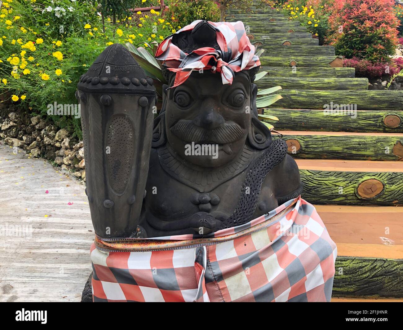 Gupolo Stone Sculpture For Gate Decoration with fabric Stock Photo - Alamy