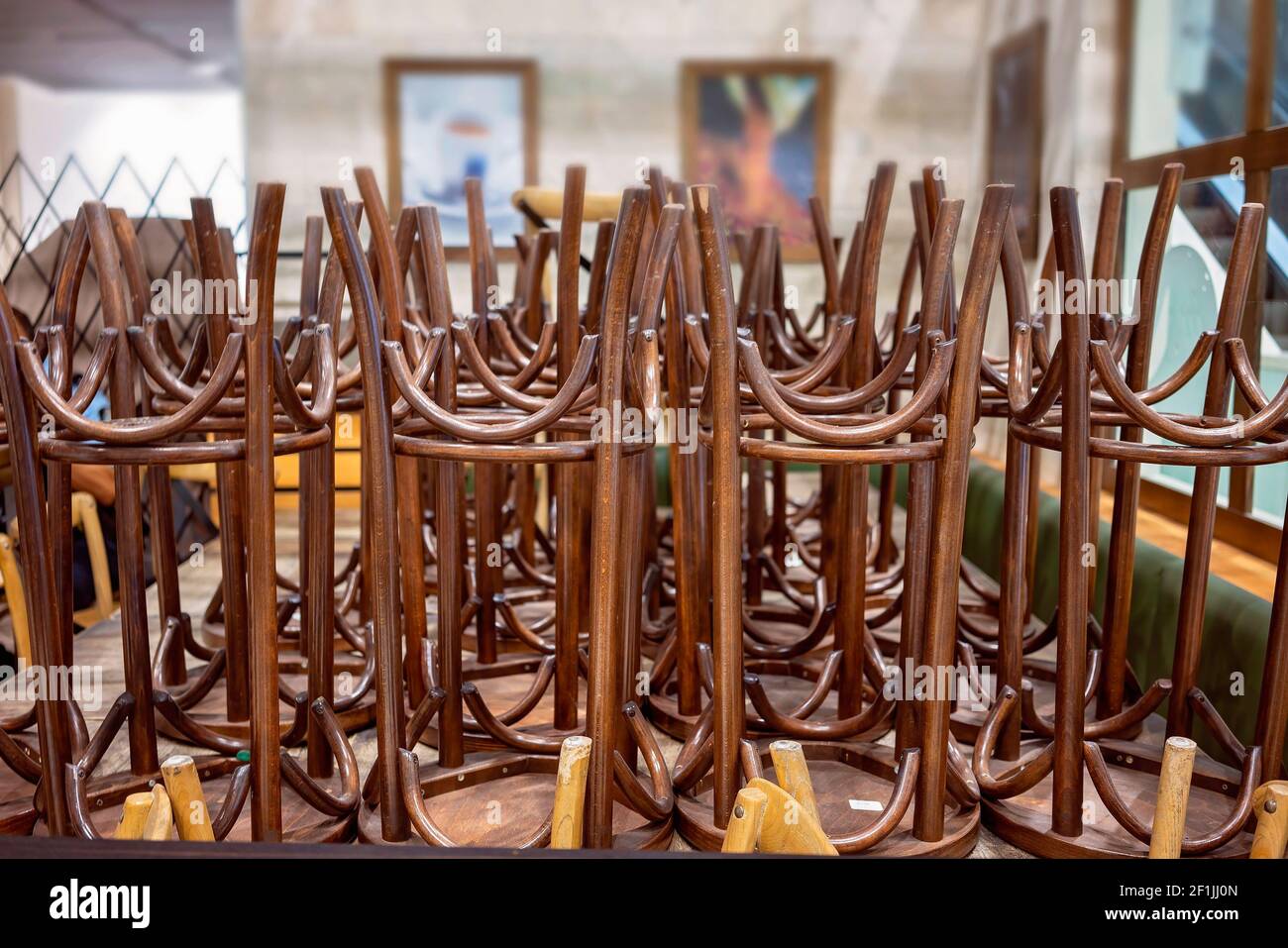 Pub turned into shop hi-res stock photography and images - Alamy