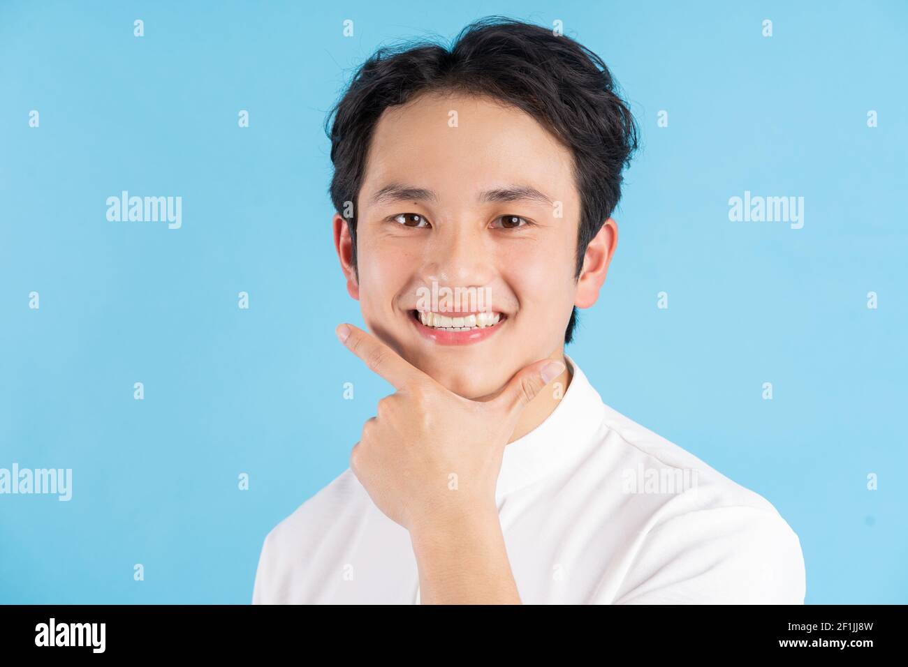 Smiling filipinos hi-res stock photography and images - Alamy