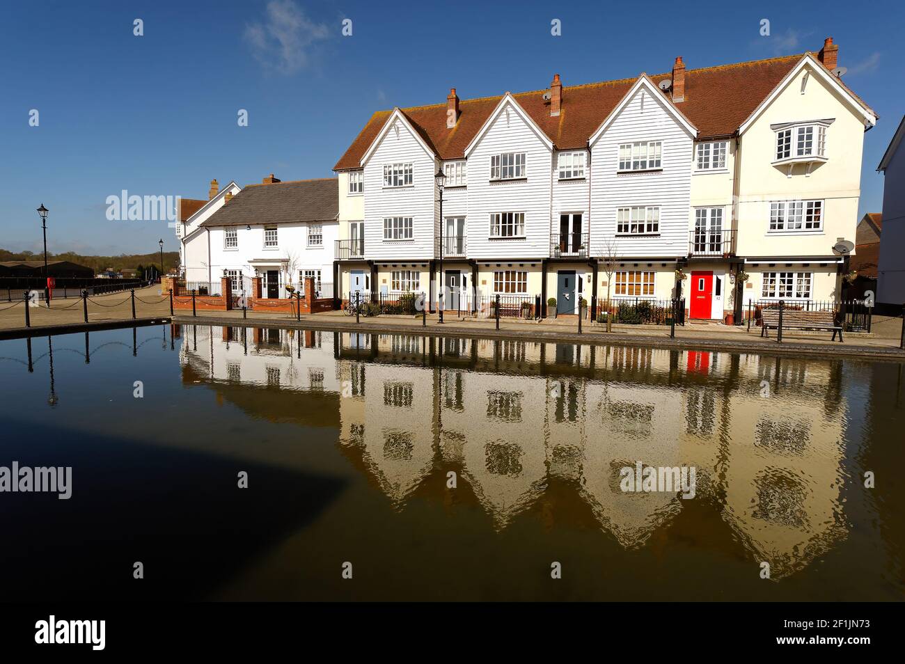 New houses wivenhoe essex seen hi-res stock photography and images - Alamy