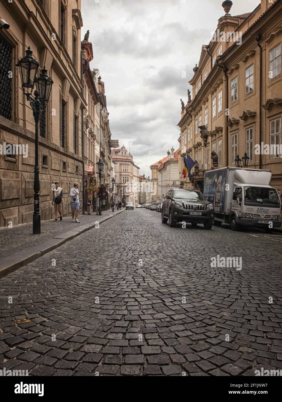 Man walk drive house hi-res stock photography and images - Alamy