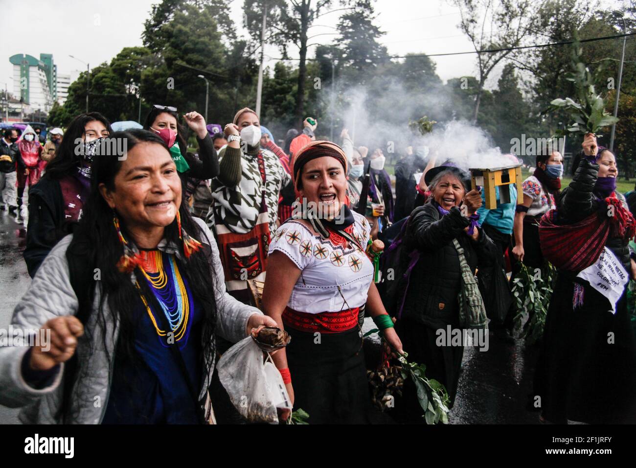 Ecuador women rights hi-res stock photography and images - Alamy