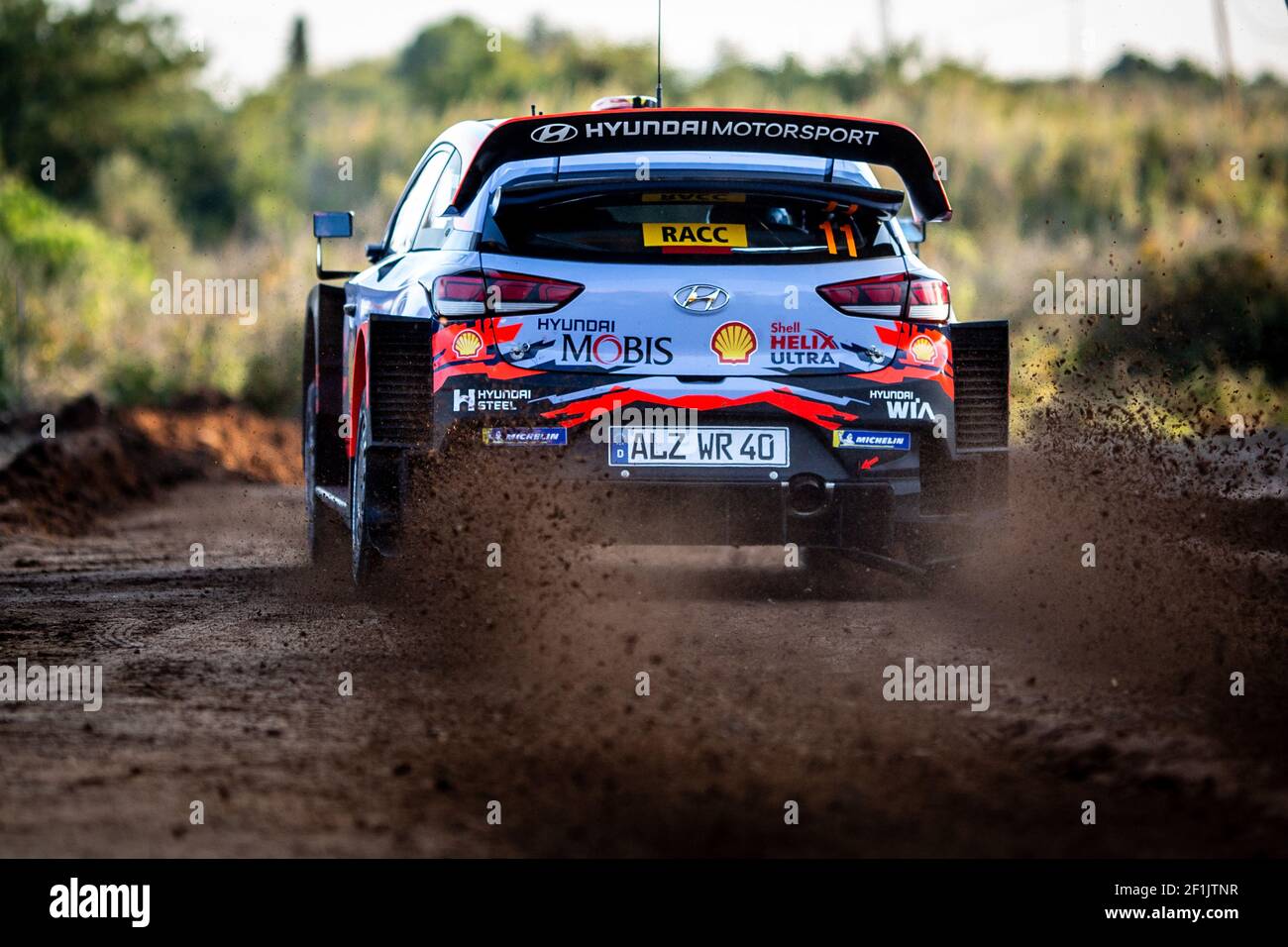 11 NEUVILLE Thierry (BEL), GILSOUL Nicolas (BEL), HYUNDAI I20, HYUNDAI ...