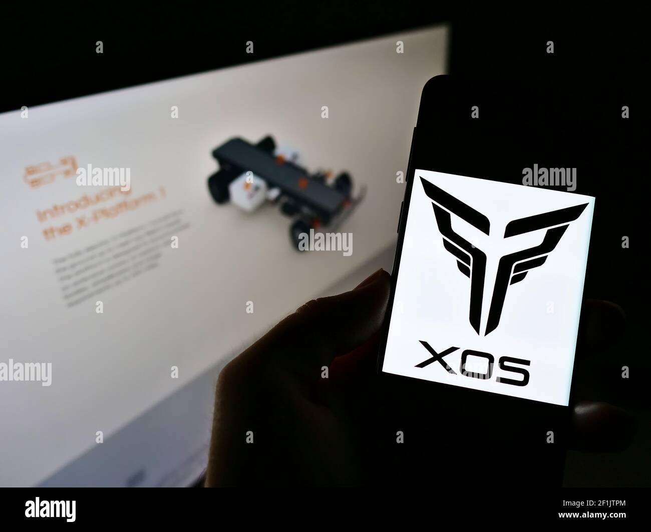 Xos business company logo hi-res stock photography and images - Alamy