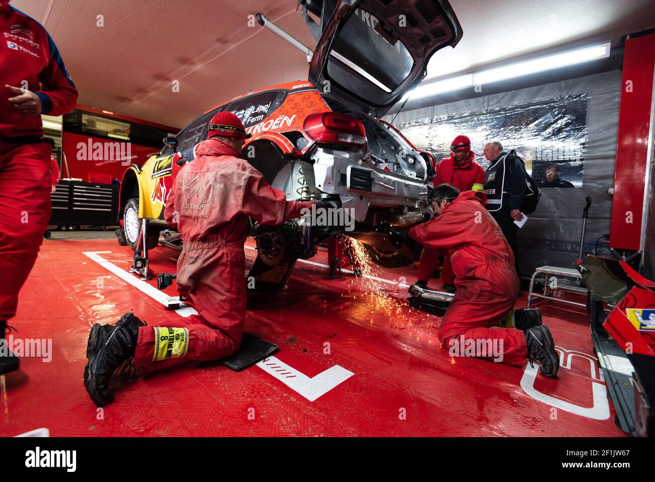 mecaniciens, mechanics during the 2019 WRC World Rally Car Championship ...