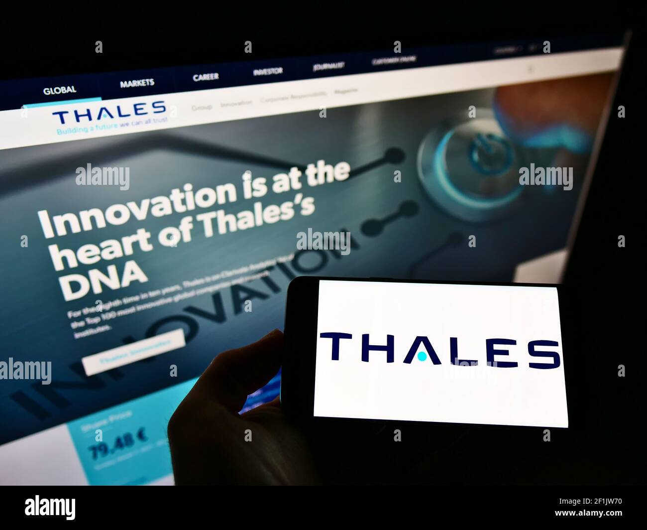 Military logo hi-res stock photography and images - Alamy