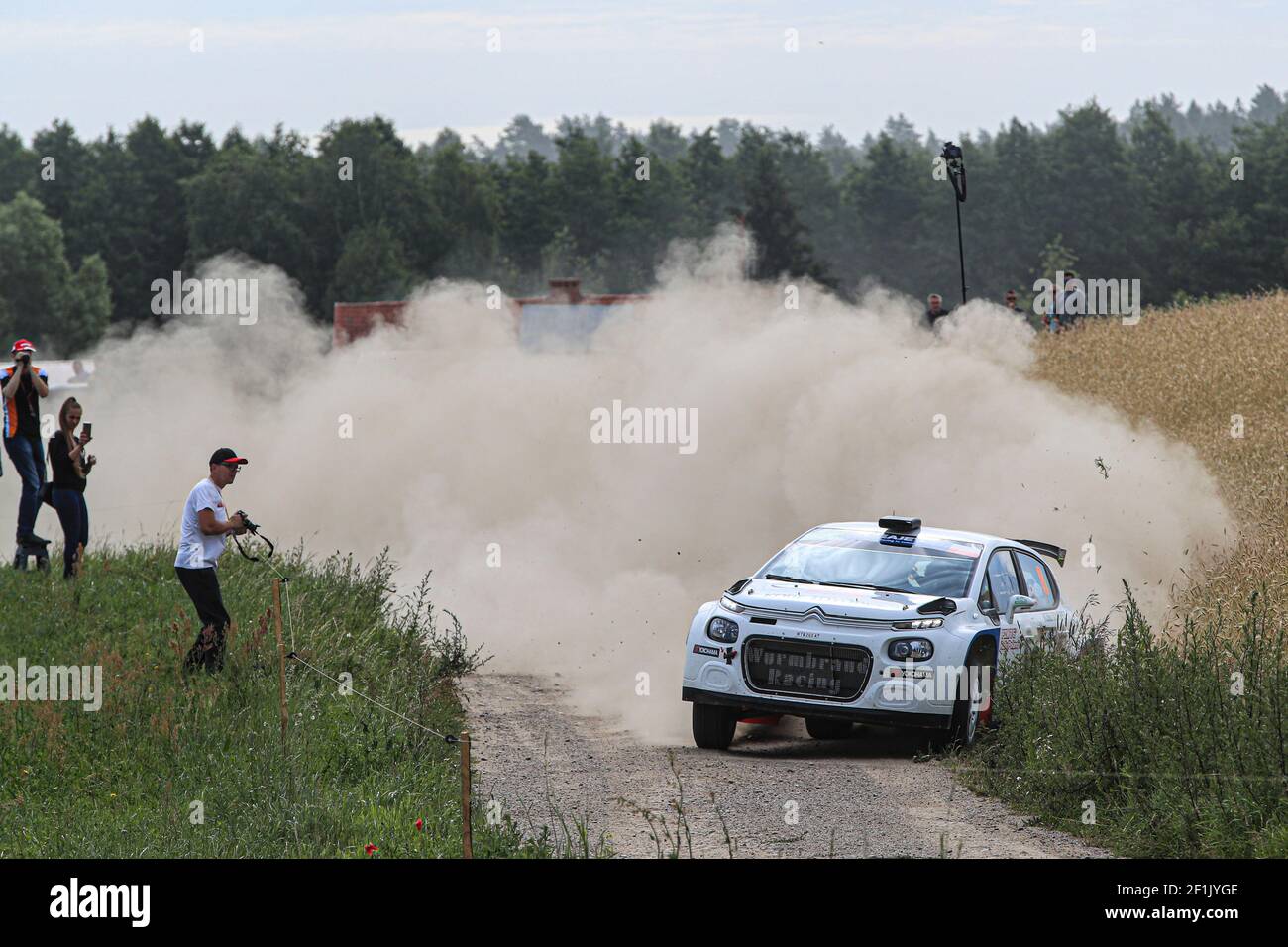 08 ARAI HIROKI (jap), MINORLika (aut), stard, Citroen C3 R5 action ...