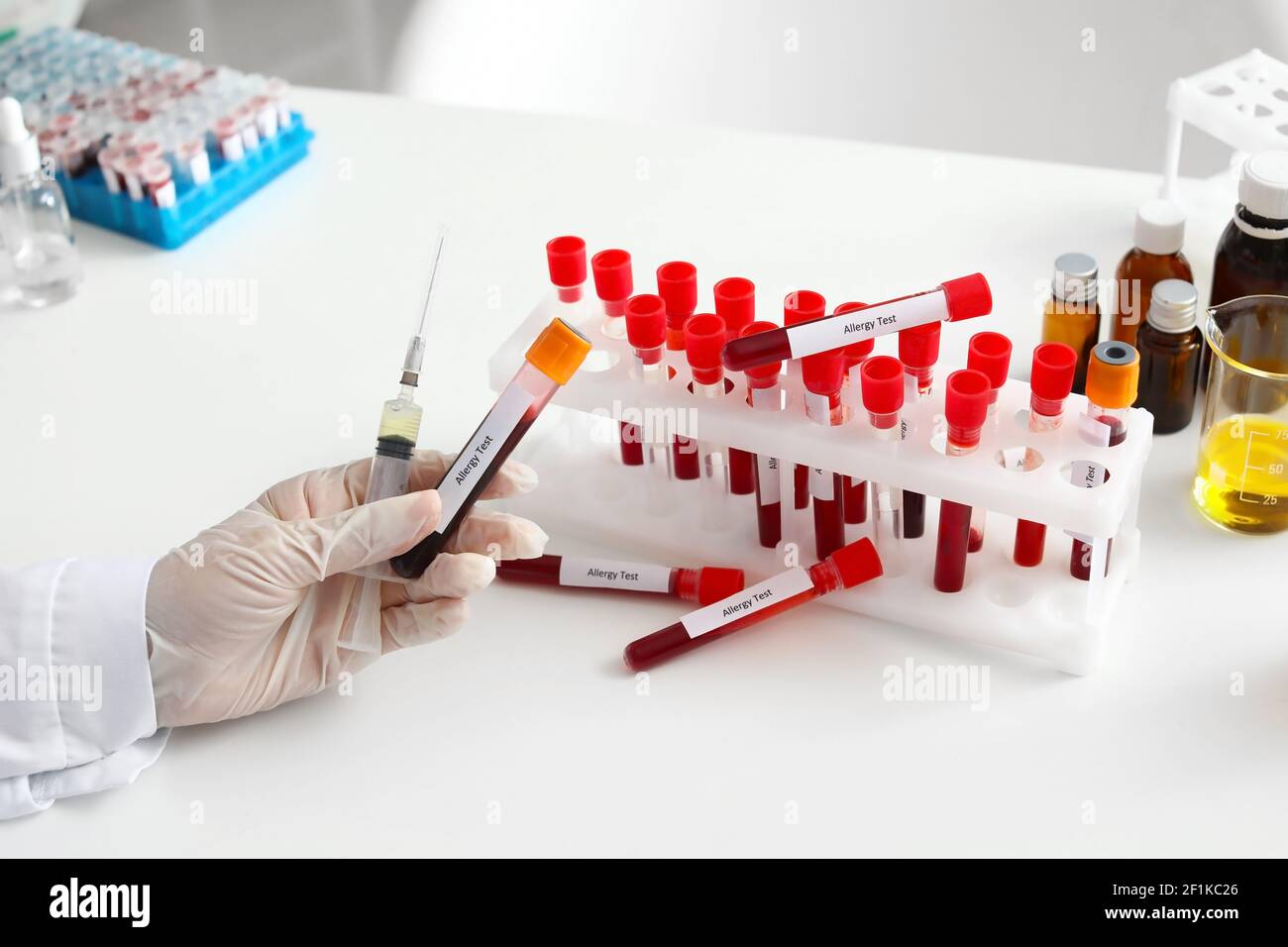 Doctor allergy test in hi-res stock photography and images - Alamy