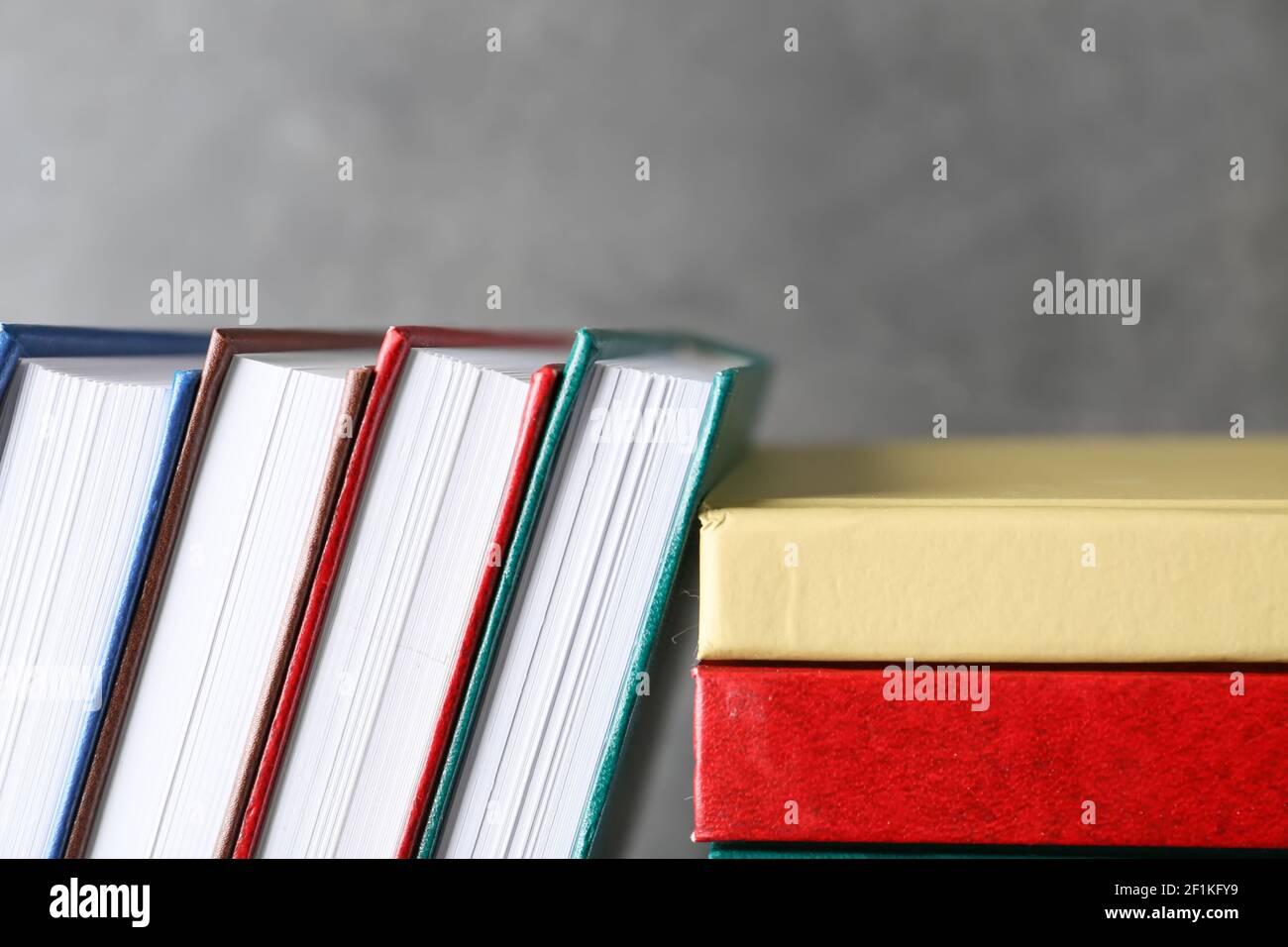Empty library stacks hi-res stock photography and images - Alamy