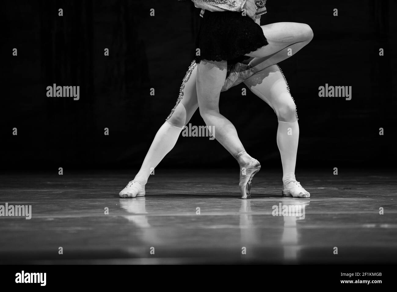 Contemporary dance performance stage Black and White Stock Photos ...