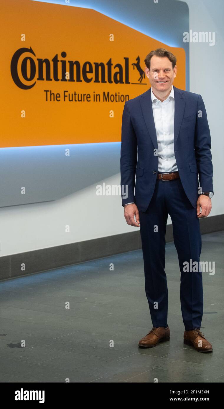 09 March 2021, Lower Saxony, Hanover: Nikolai Setzer, Chairman of the ...