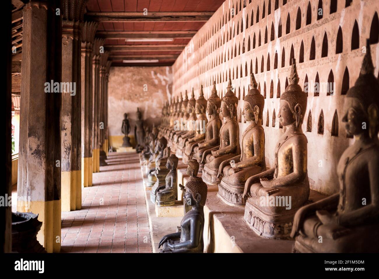 Clayed buddhist statue in ancient temple Stock Photo - Alamy