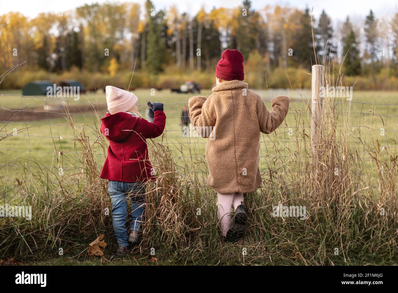 Farmstead children hi-res stock photography and images - Alamy
