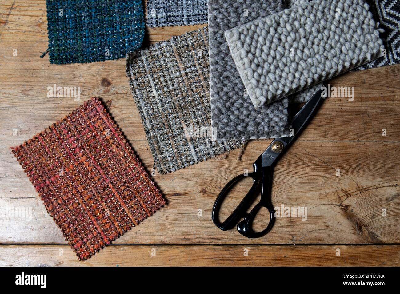 Scissors and fabric samples Stock Photo - Alamy