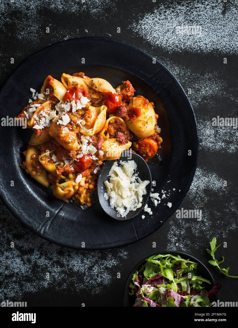Plate of fruits and vegetable hi-res stock photography and images - Alamy