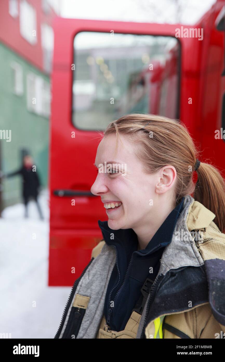 Firefighter profile hi-res stock photography and images - Alamy