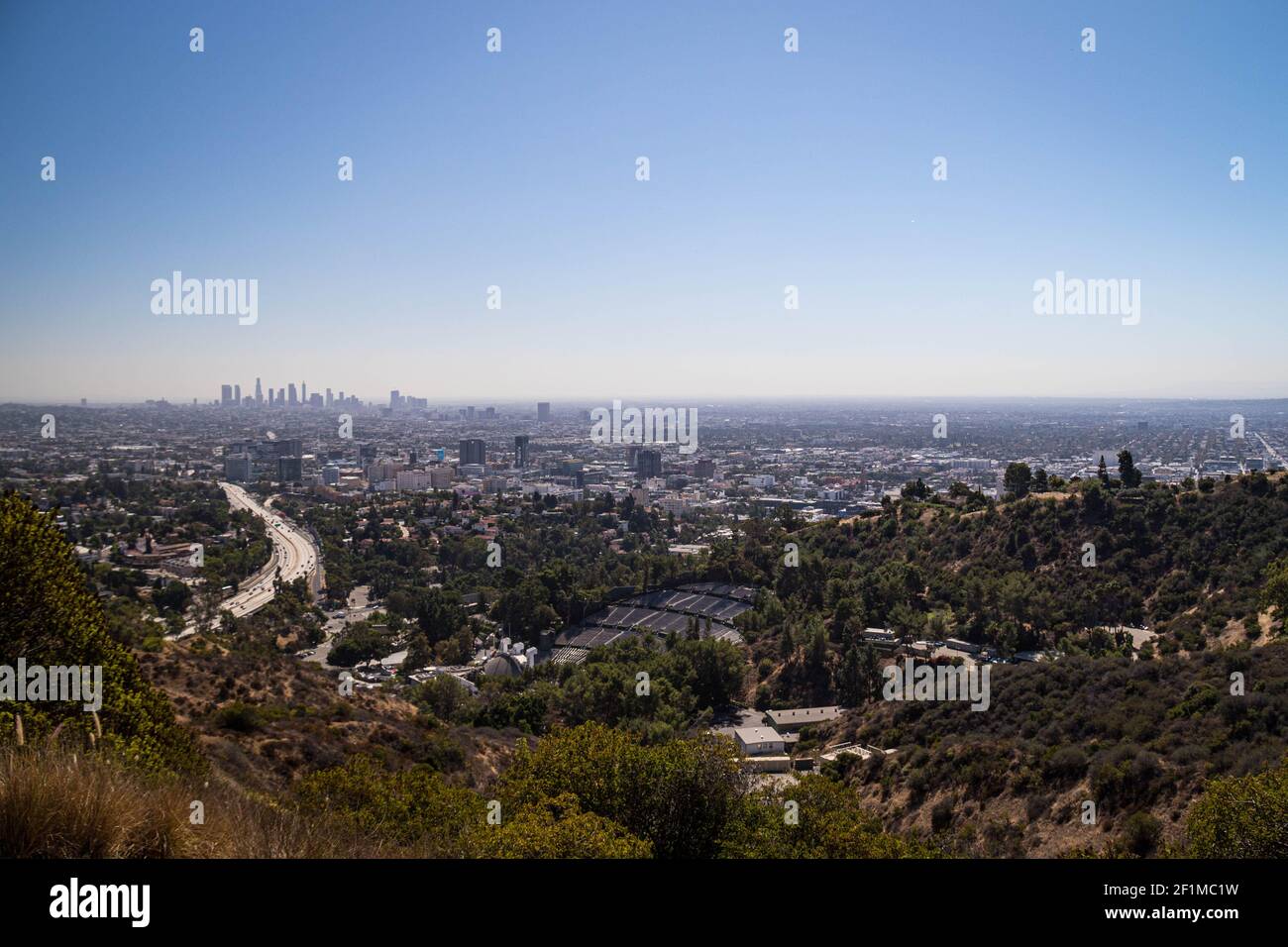 Los angeles city skyline silhouette hi-res stock photography and images ...