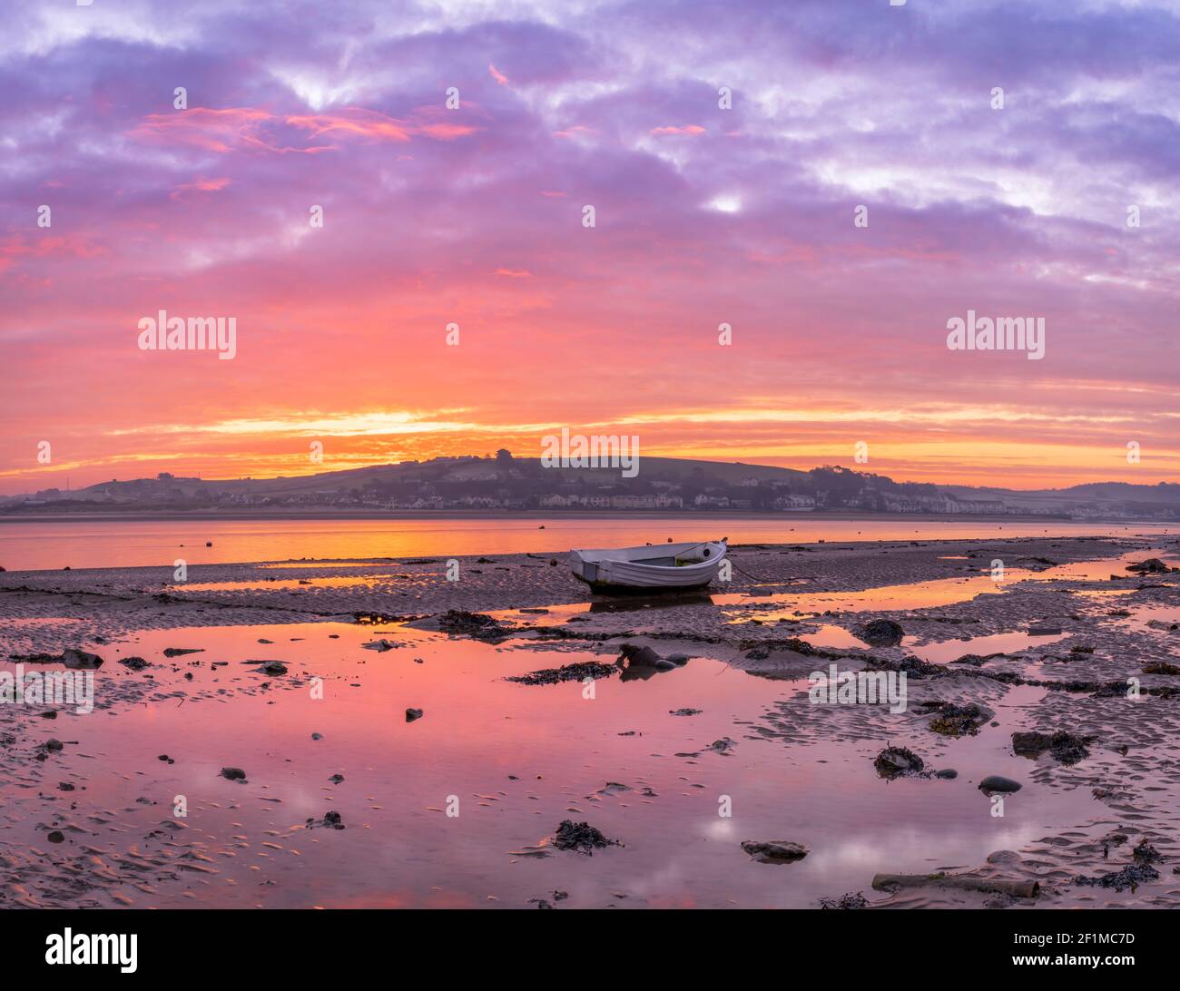 Devon coast and beautiful hi-res stock photography and images - Alamy