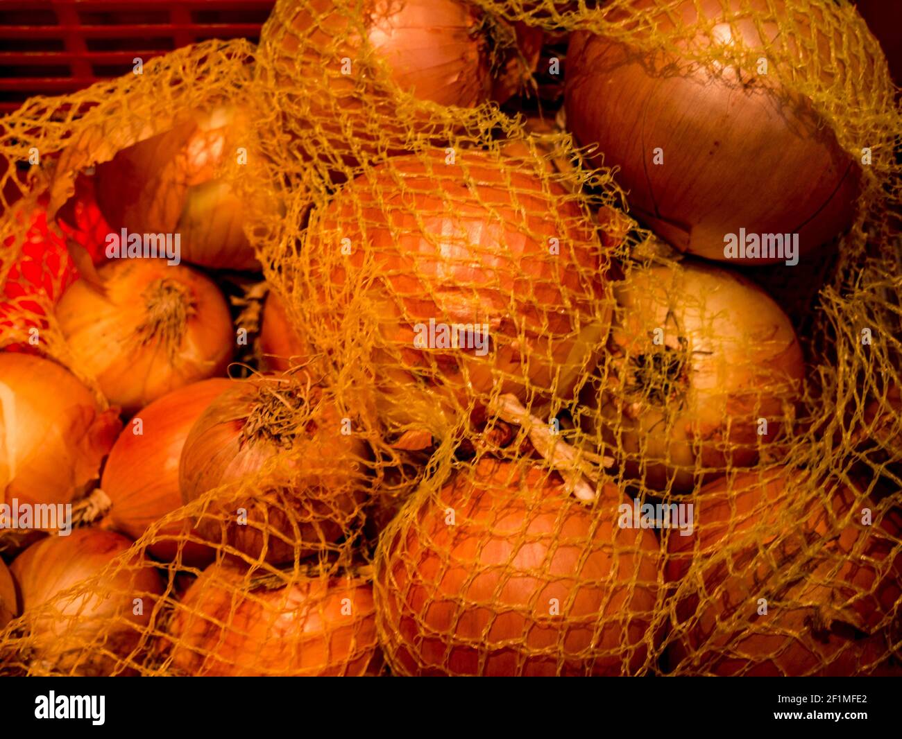 Full bag onion hi-res stock photography and images - Alamy