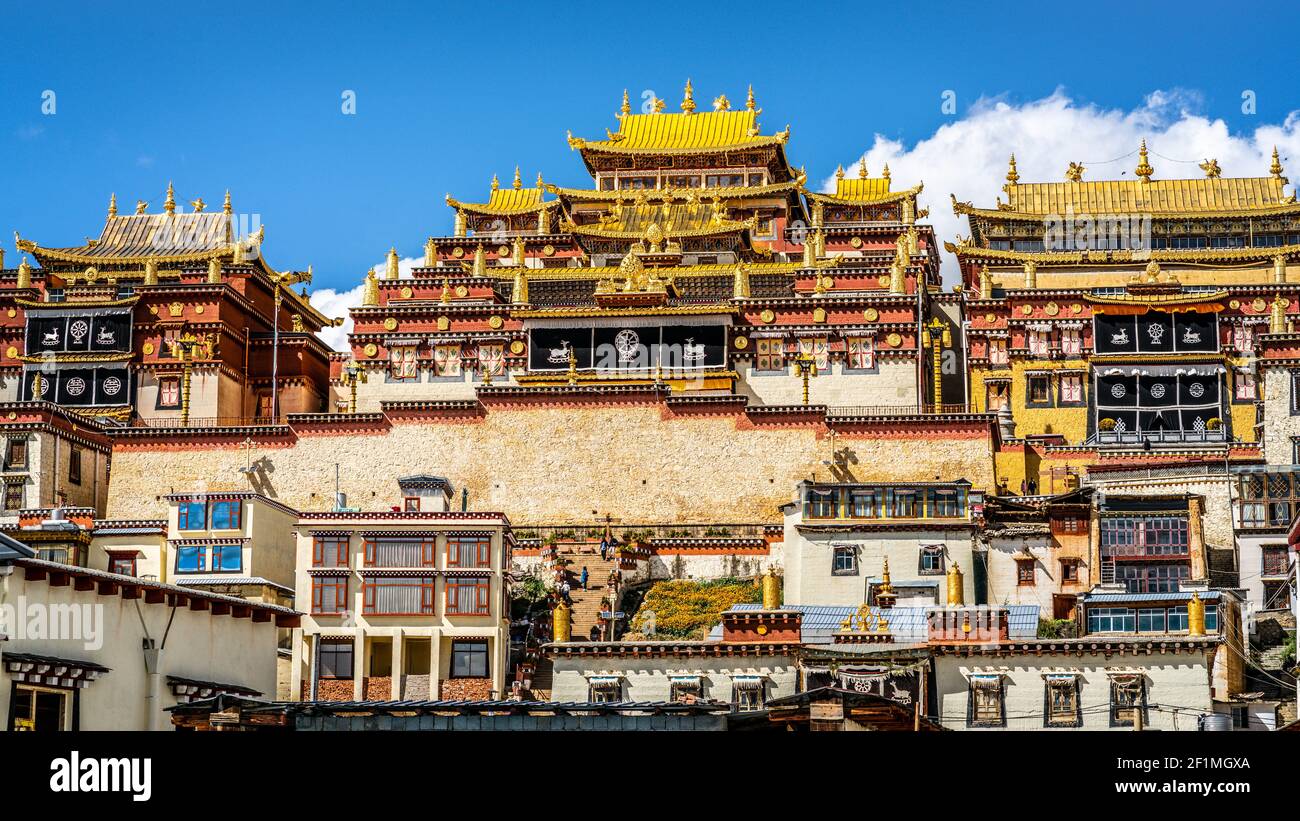 Songzanlin Tibetan Buddhist monastery close-up scenic colorful front ...