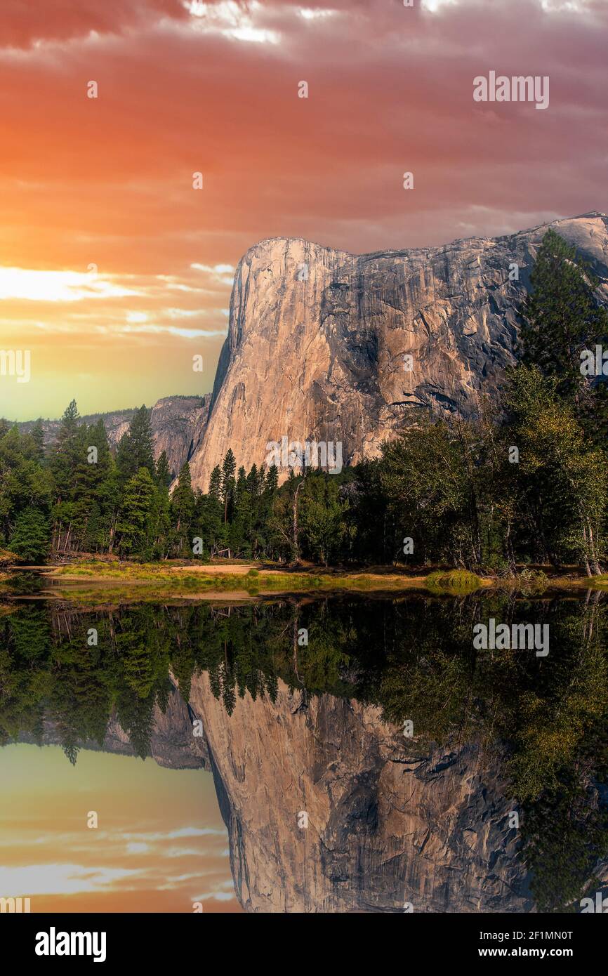 World famous rock climbing wall of El Capitan, Yosemite national park ...