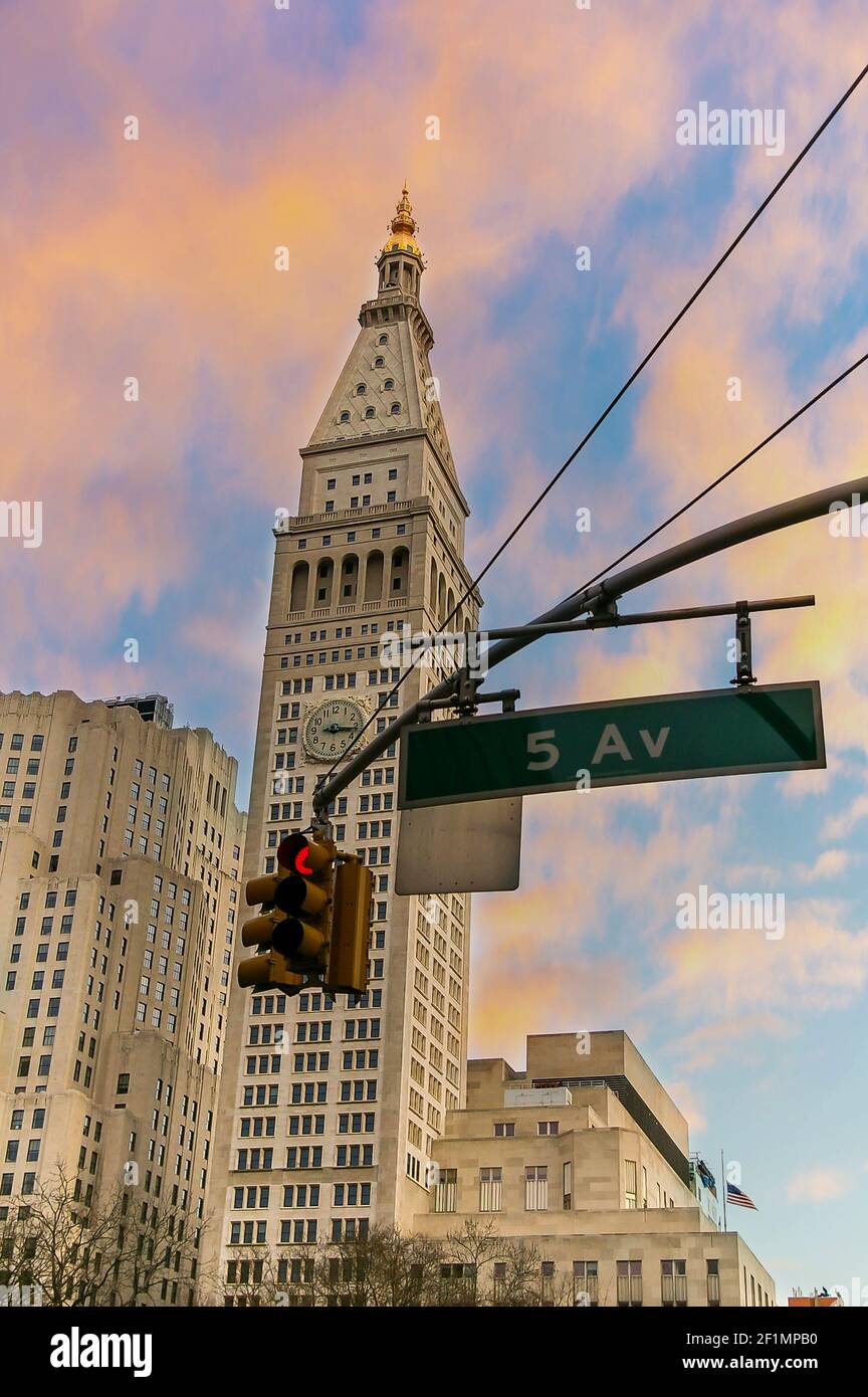 The exterior of madison square garden in new york city hi-res stock ...