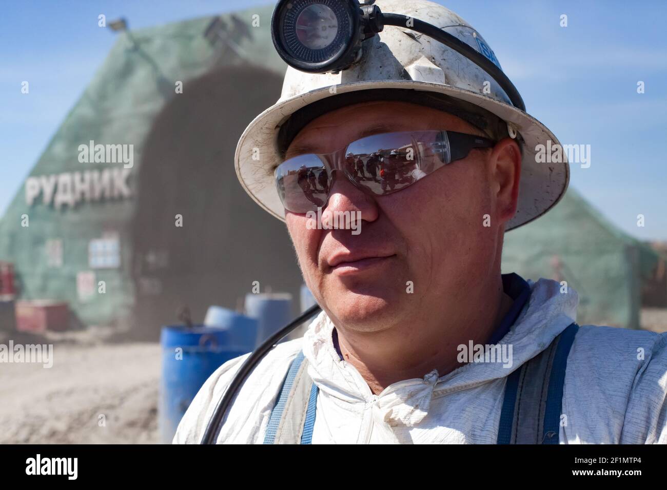 Gold glasses in head and close up hi-res stock photography and images ...