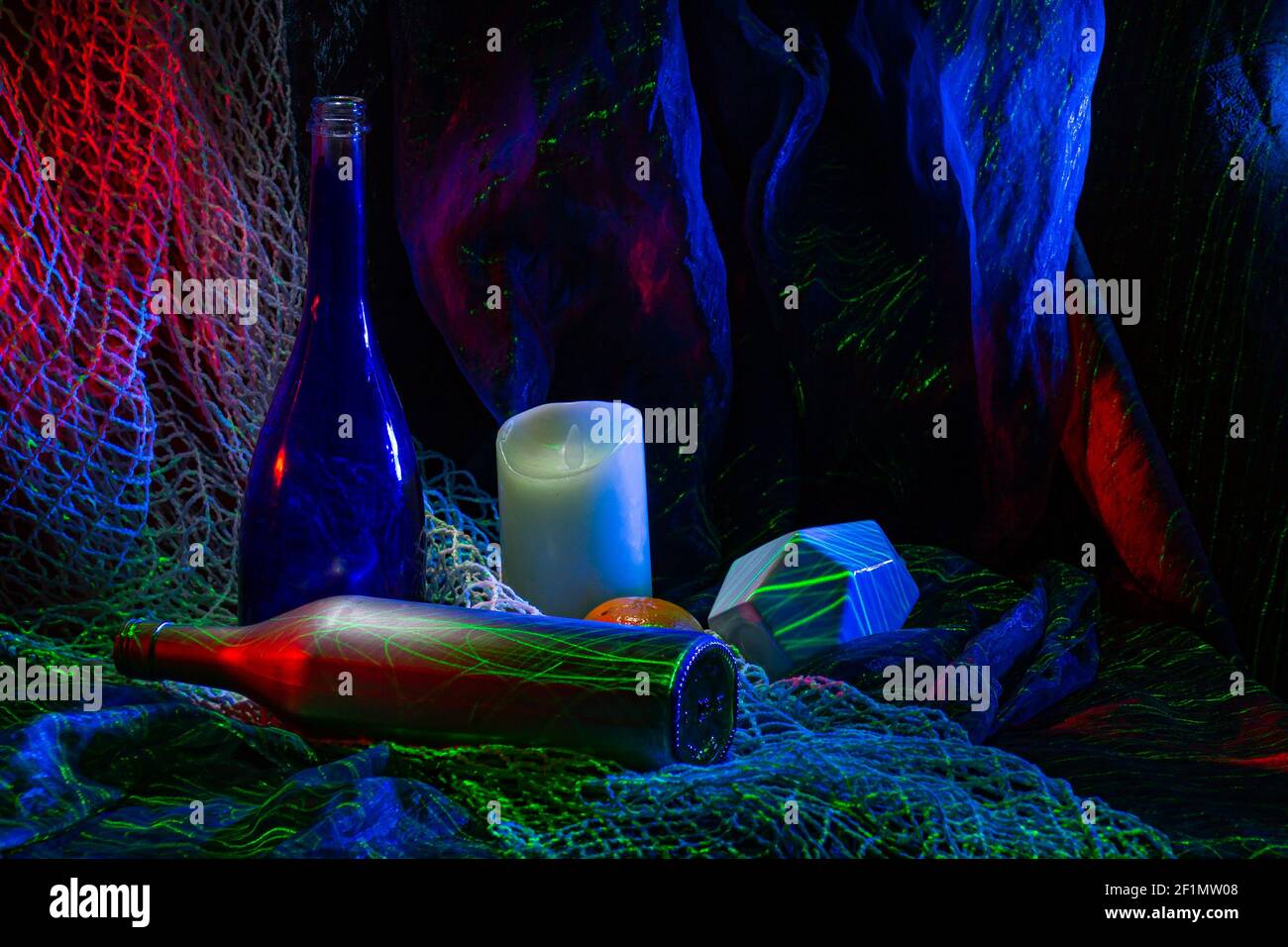 Light effect in bottle hi-res stock photography and images - Alamy