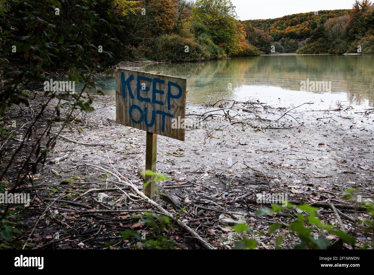 Danger keep out of water sign hi-res stock photography and images - Alamy