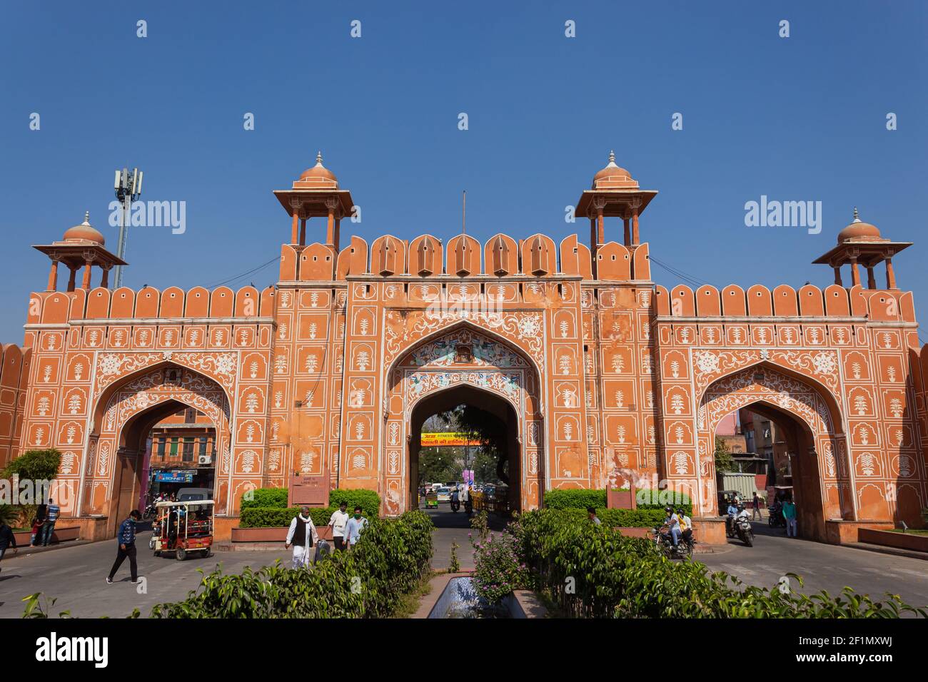 Rajasthani gate hi-res stock photography and images - Alamy