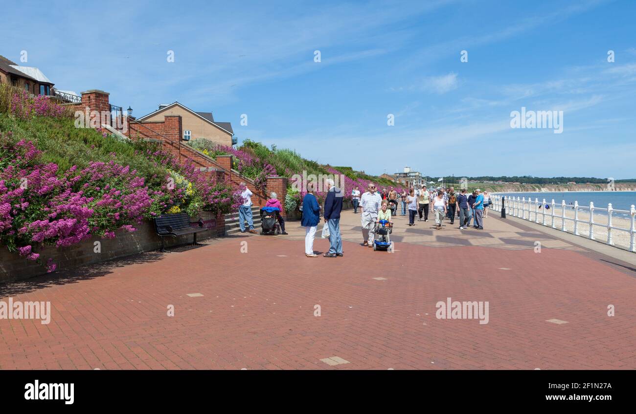Bridlington promenade hi-res stock photography and images - Alamy