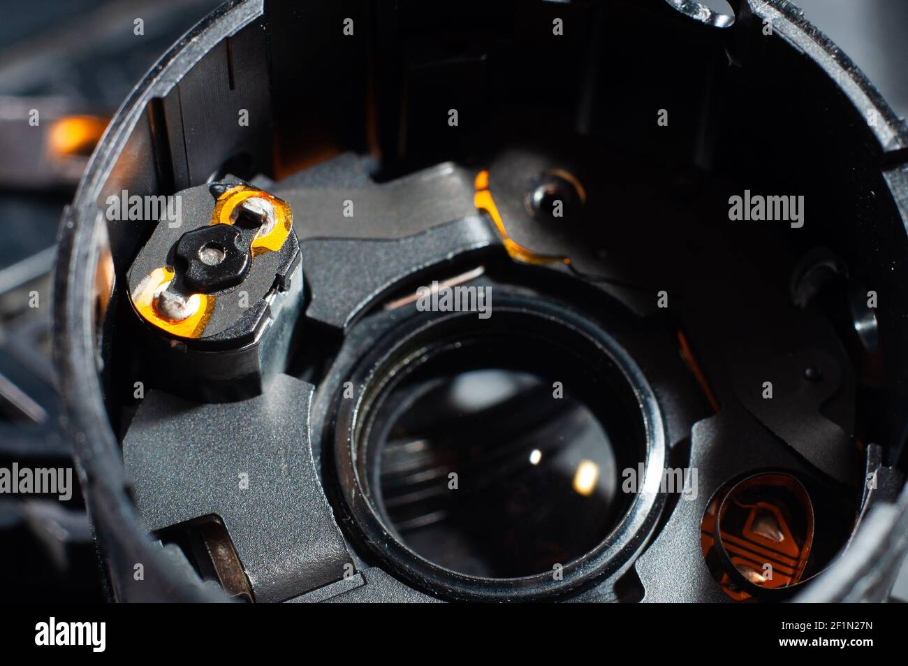 Stabilization unit installed in the lens housing. Repair and service of ...