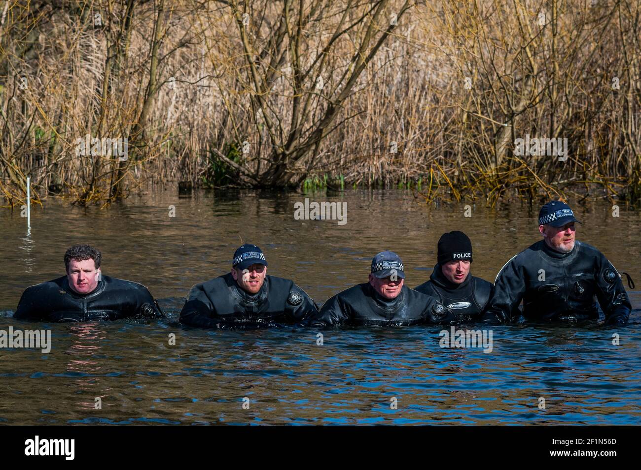 London, UK. 9th Mar, 2021. The Met Police dive team makes a detailed ...
