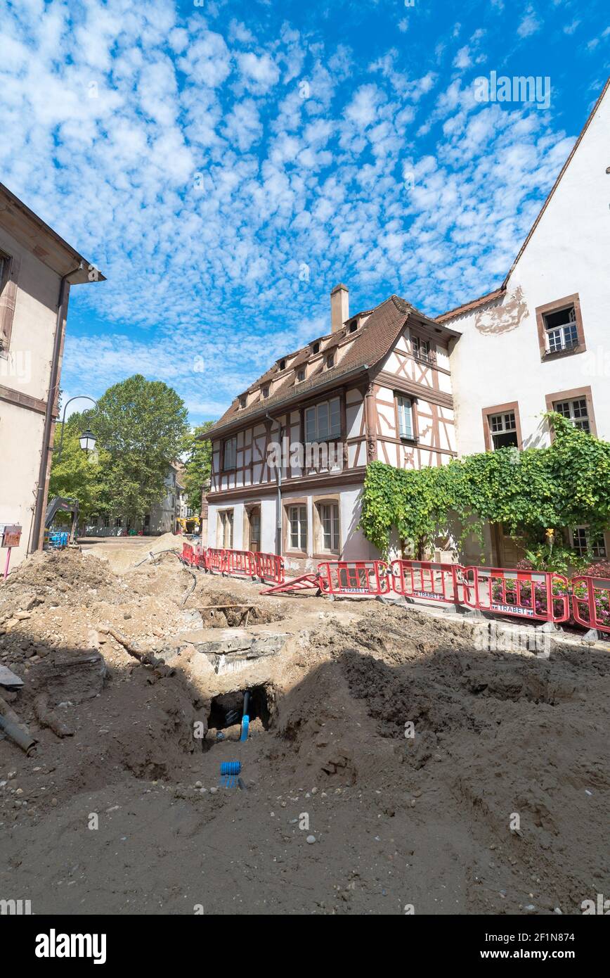 Complicated construction hi-res stock photography and images - Alamy