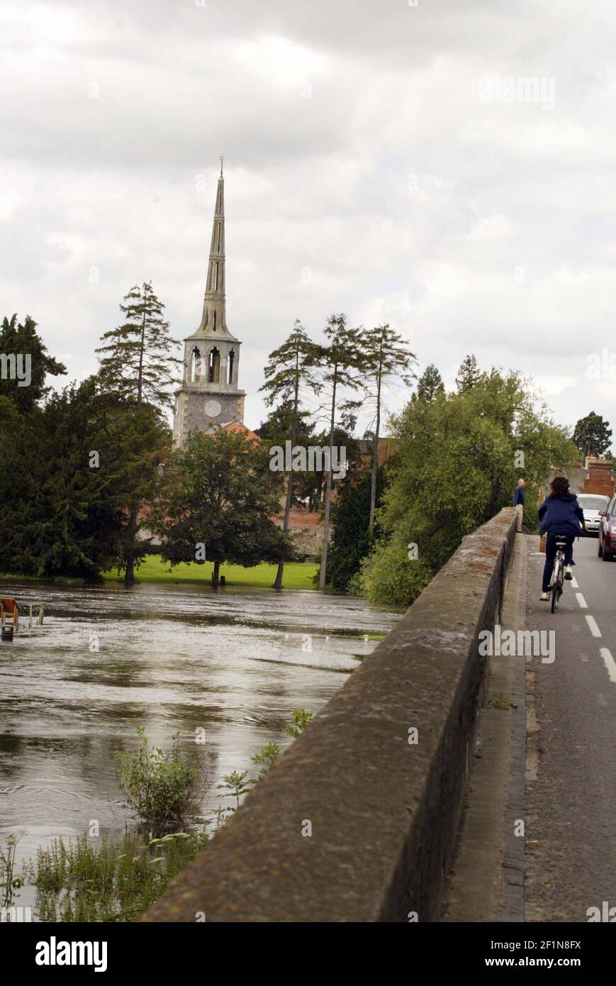 River wallingford hi-res stock photography and images - Alamy