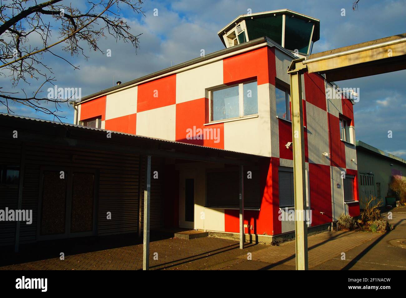 The old airfield in Frankfurt-Bonames is a popular destination, a local ...
