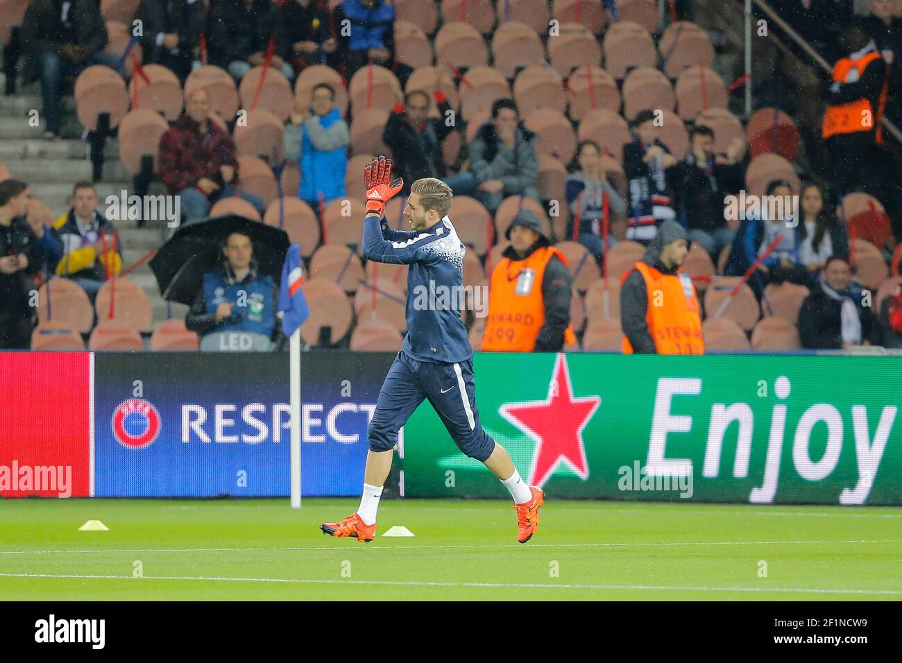 Kevin Trapp (psg) during the UEFA Champions League Group A football ...