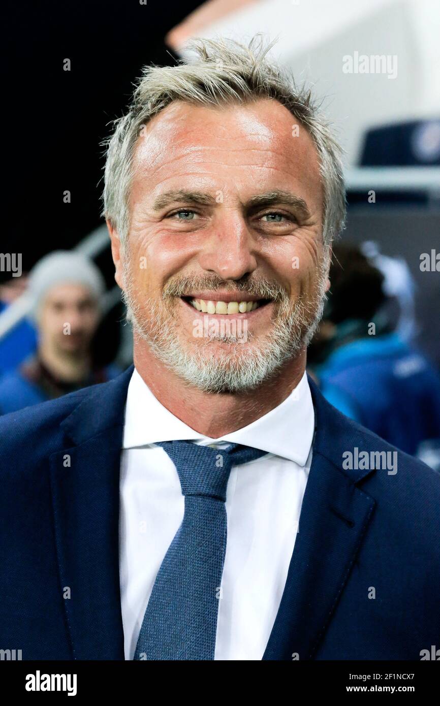David ginola psg hi-res stock photography and images - Alamy