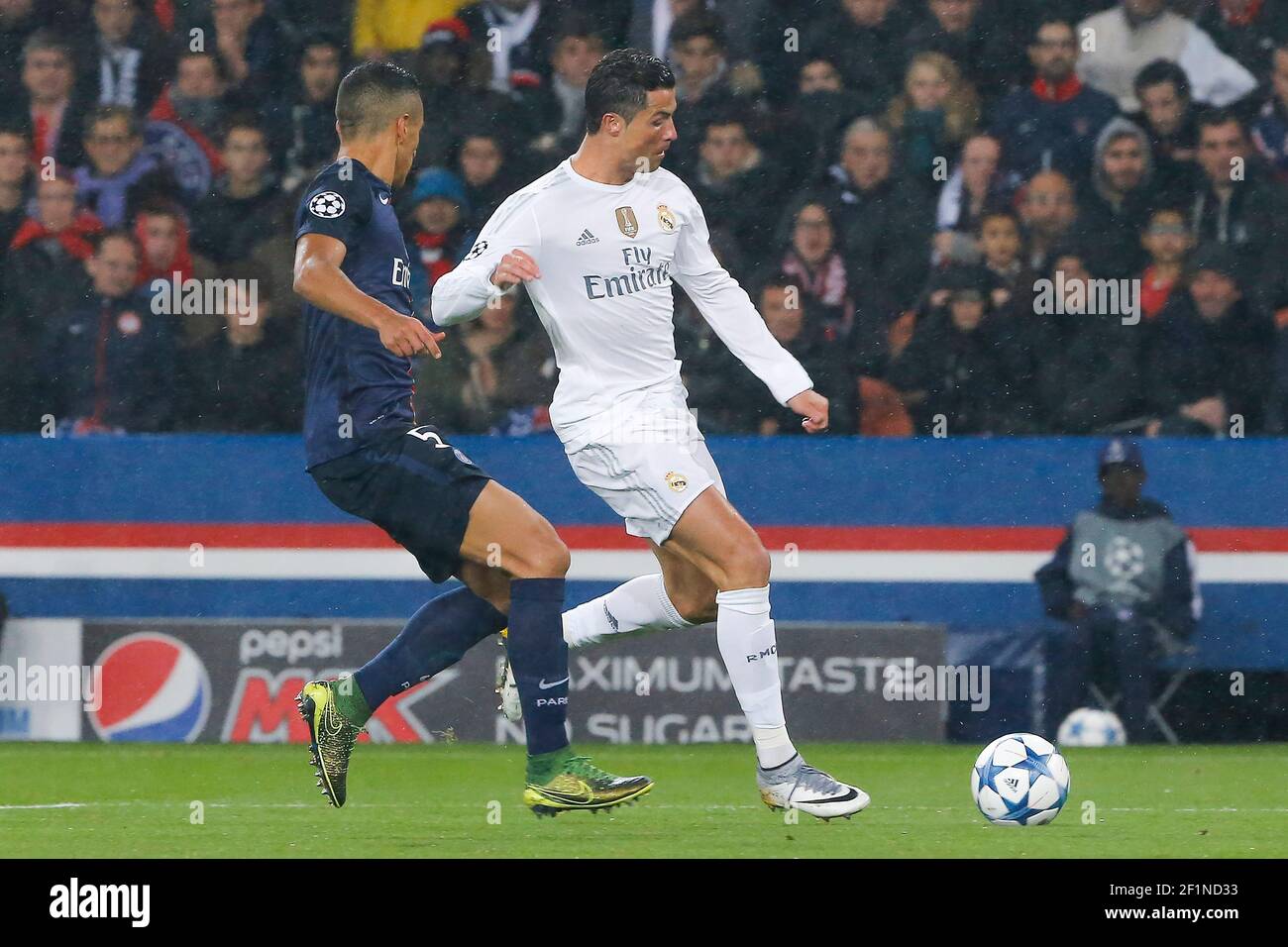 Psg de fútbol hi-res stock photography and images - Alamy