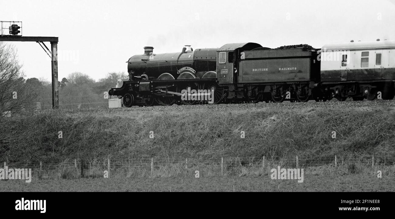 Preserved great western railway castle hi-res stock photography and ...