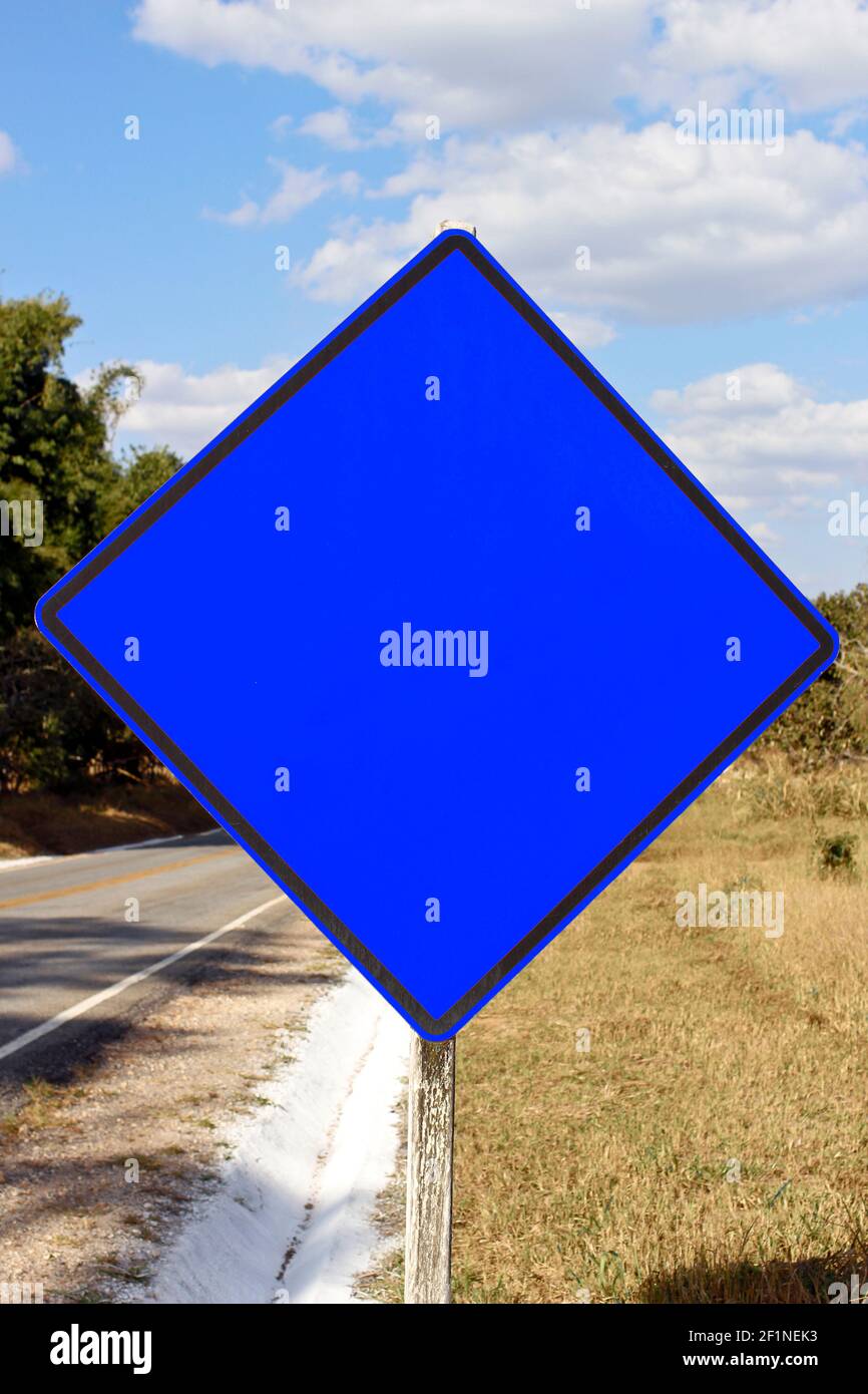 blue blank traffic sign mockup with no alert indication Stock Photo - Alamy