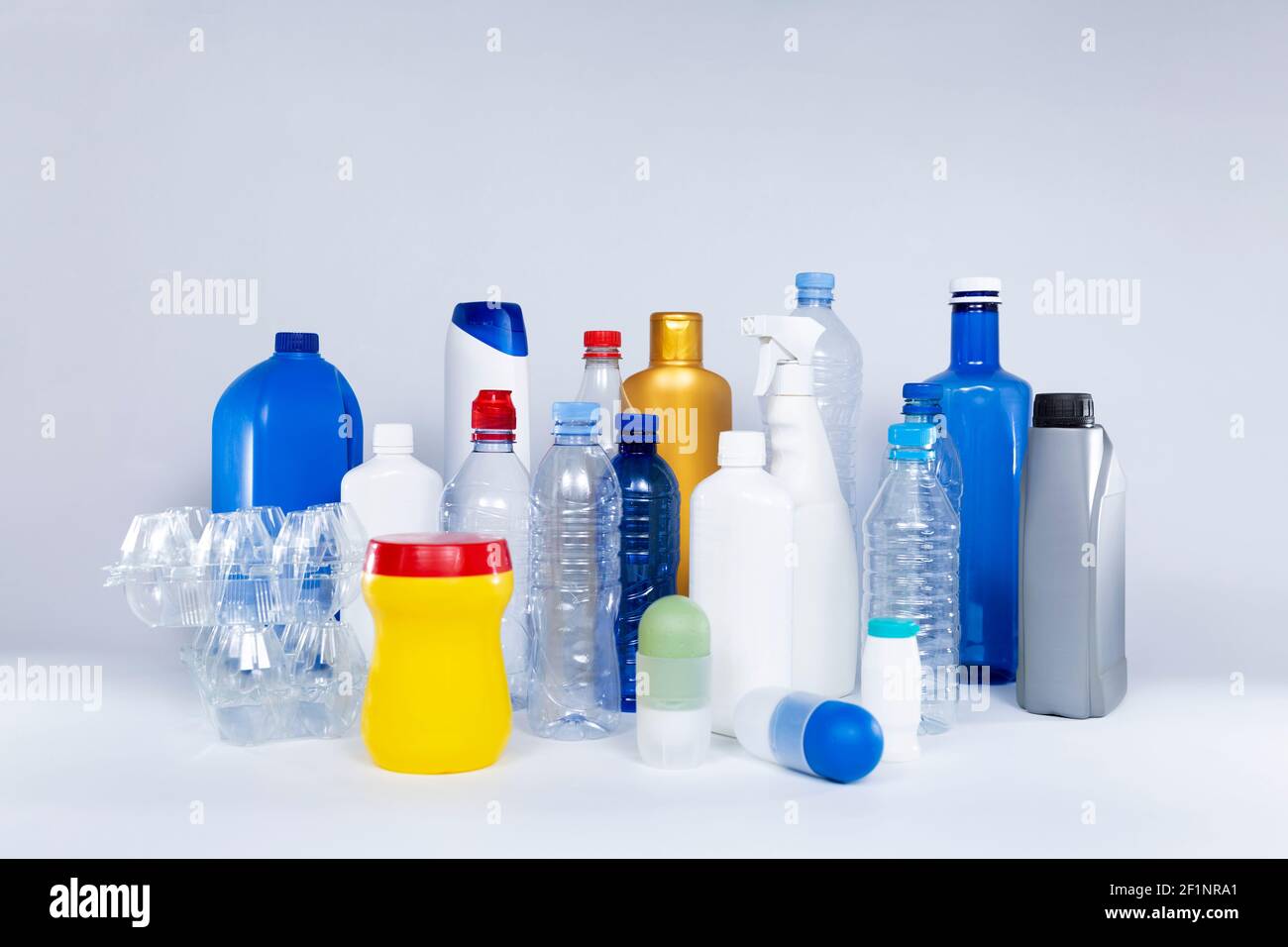 Plastic products impact hi-res stock photography and images - Alamy