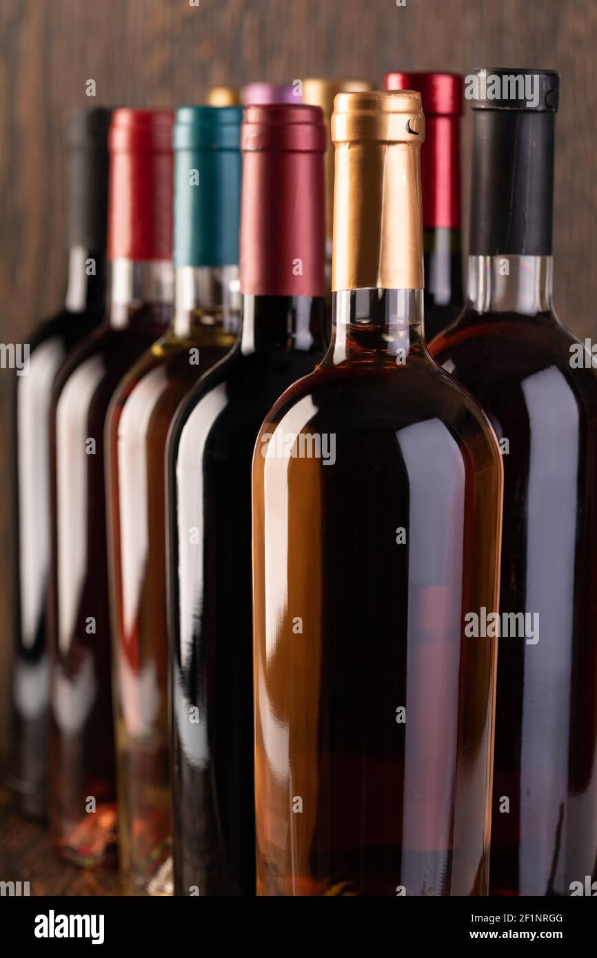 Vintage wine bottles hi-res stock photography and images - Alamy