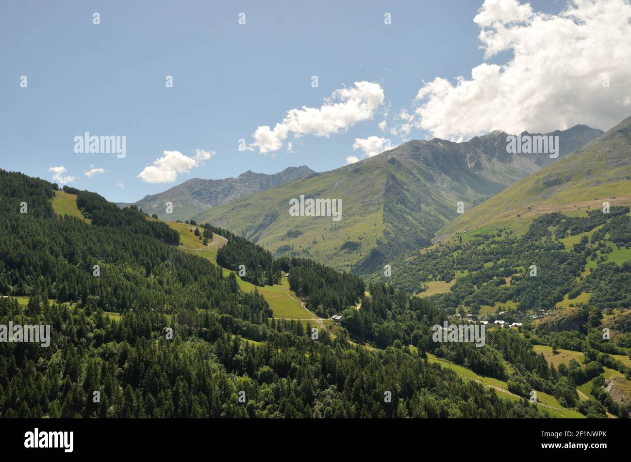 Brive 2 hi-res stock photography and images - Alamy