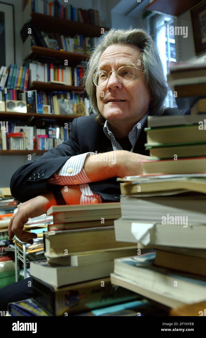 THE PHILOSOPHER AND WRITER ANTHONY GRAYLING.7/2/06 TOM PILSTON Stock ...