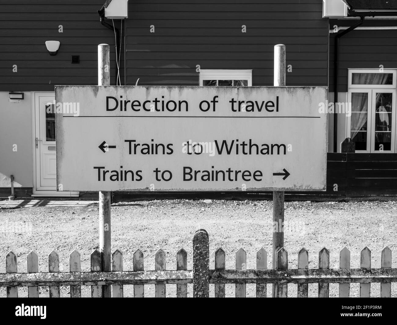 Cressing Train Station Black And White Stock Photos Images Alamy cressing-train-station-black-and-white-stock-photos-images-alamy