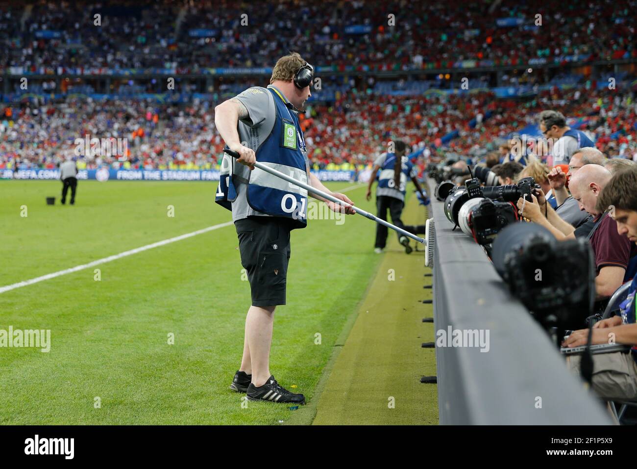 Football advertising boards hi-res stock photography and images - Alamy