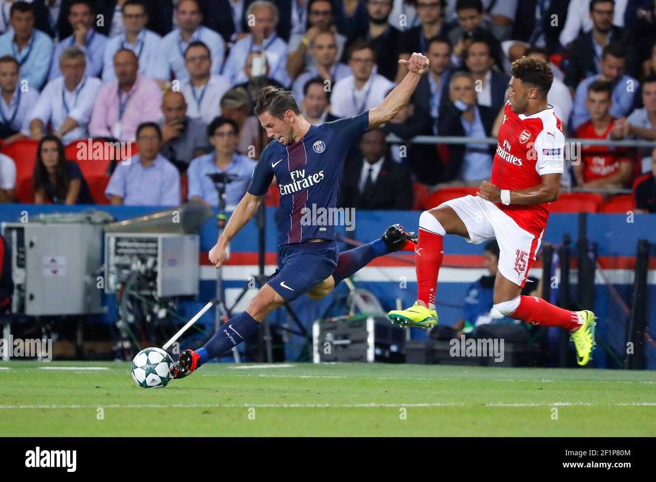 Krychowiak psg hi-res stock photography and images - Alamy